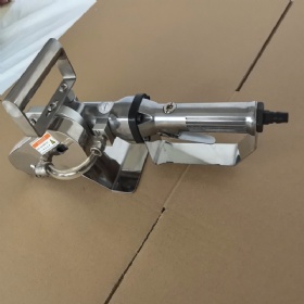 Pneumatic Waste Remover for White Cardboard Strips